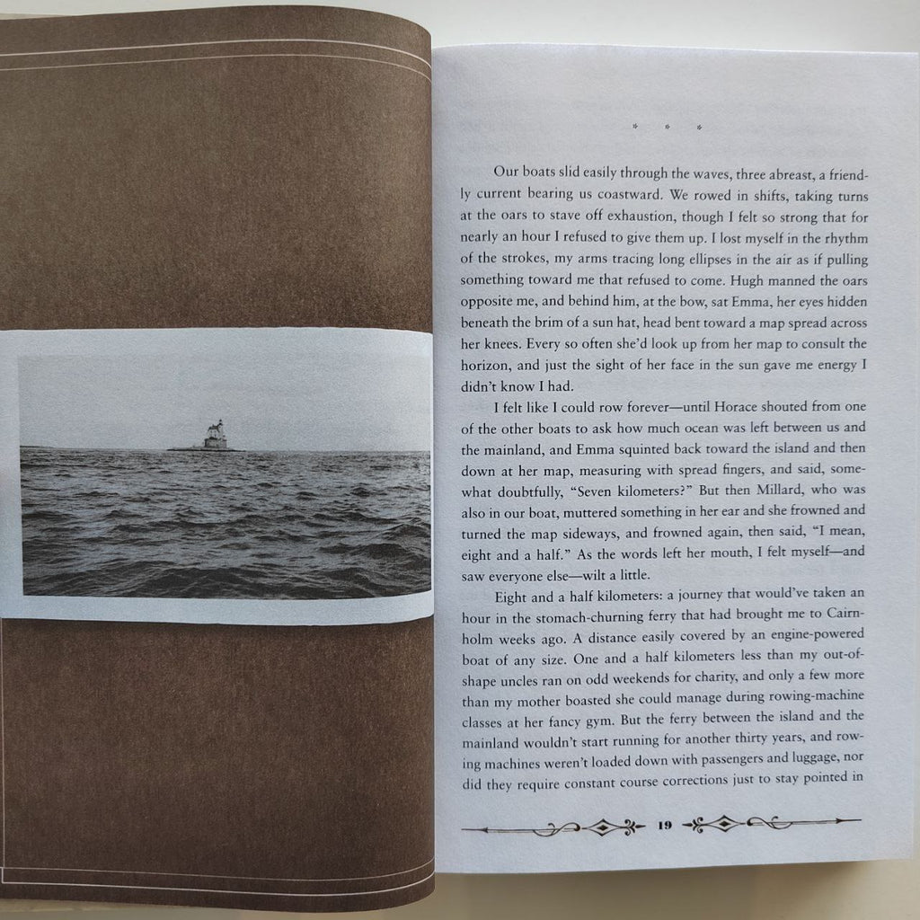 Hollow City – dBookHaus